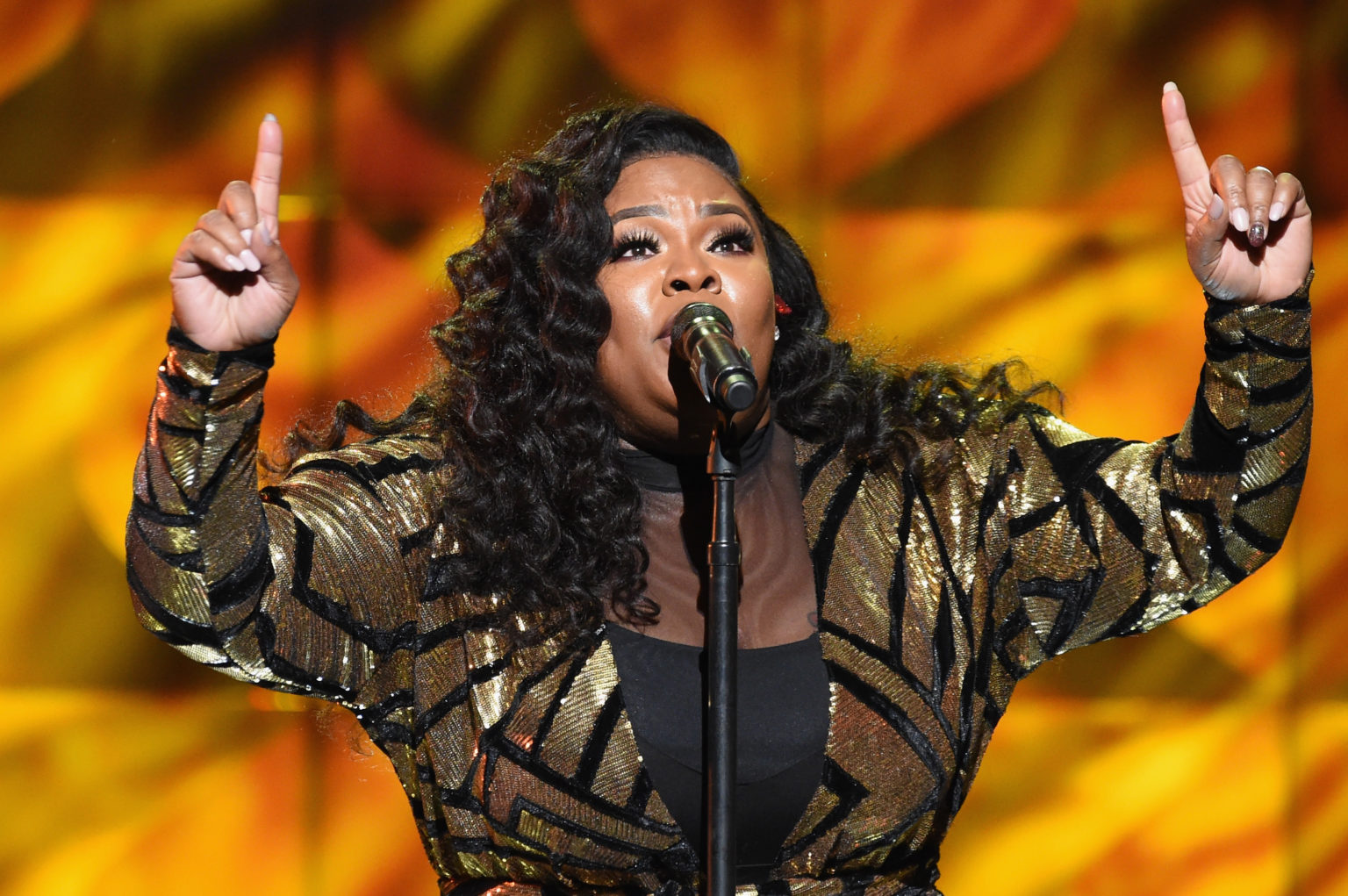 Tasha Cobbs Leonard Announces Recording of First Live Album in 5 Years ...